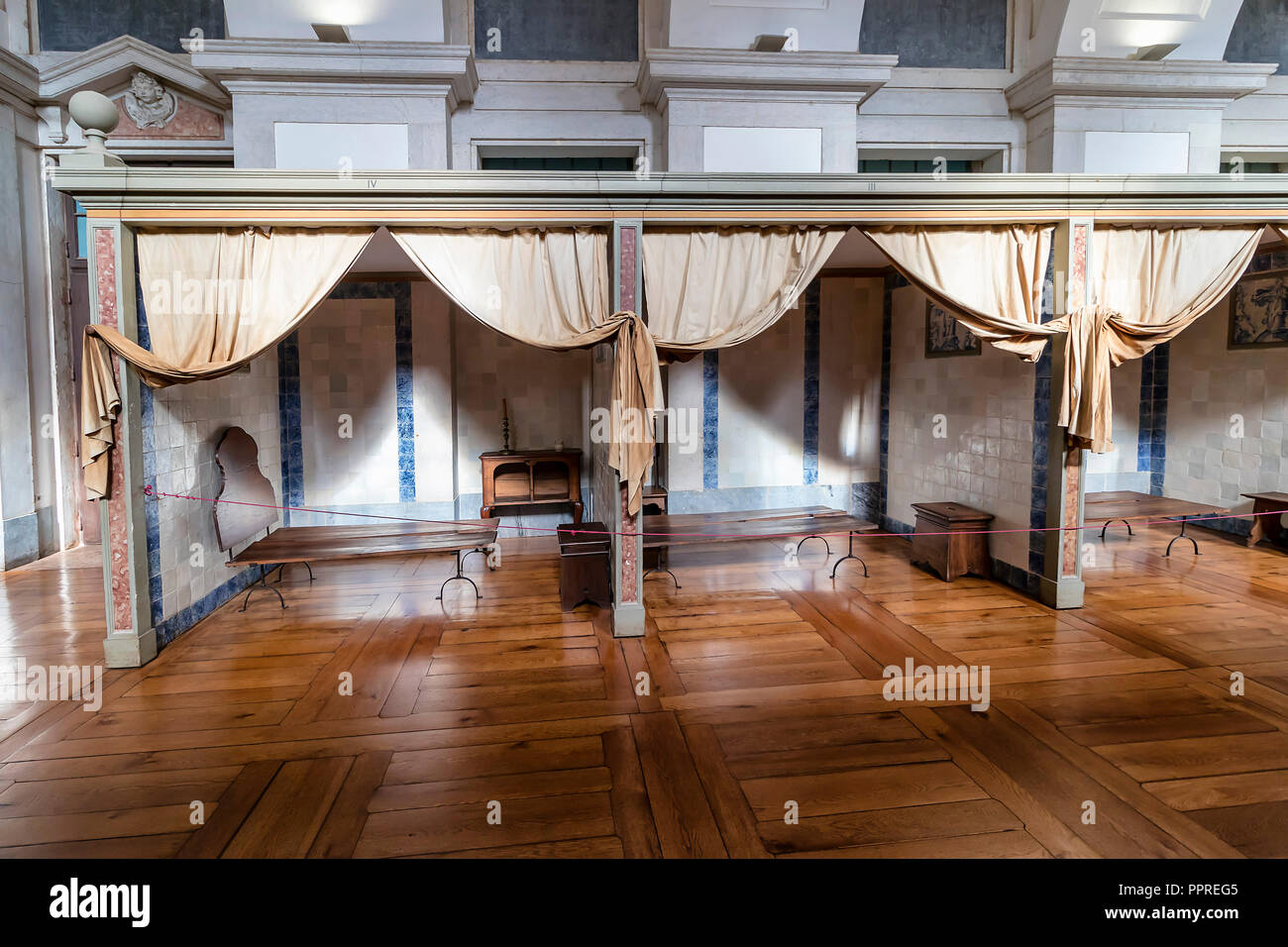 Inside Old Sanatorium High Resolution Stock Photography and Images - Alamy