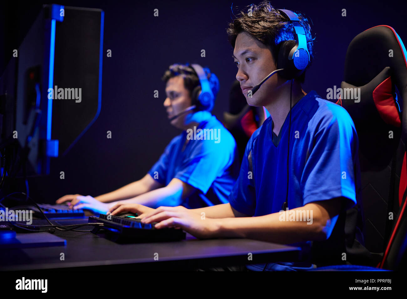 Team spirit esports hi-res stock photography and images - Alamy