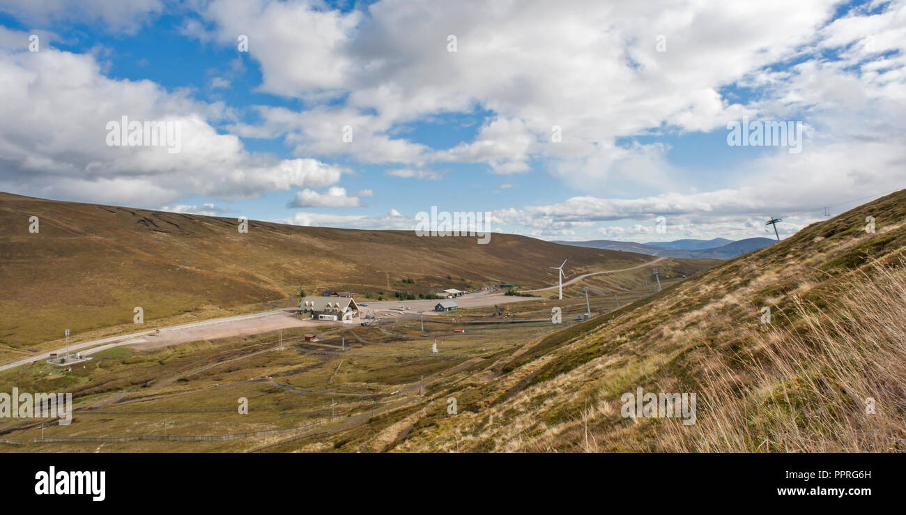 2090 feet hi-res stock photography and images - Alamy