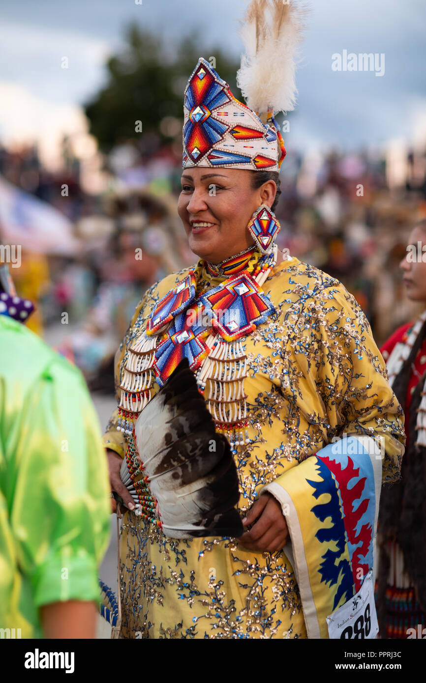 Native American Women Clothes