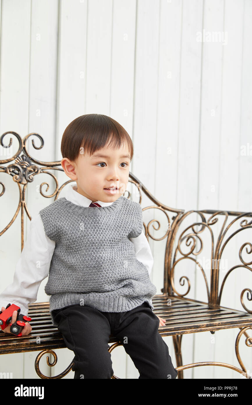 Japanese outfit children hi-res stock photography and images - Alamy