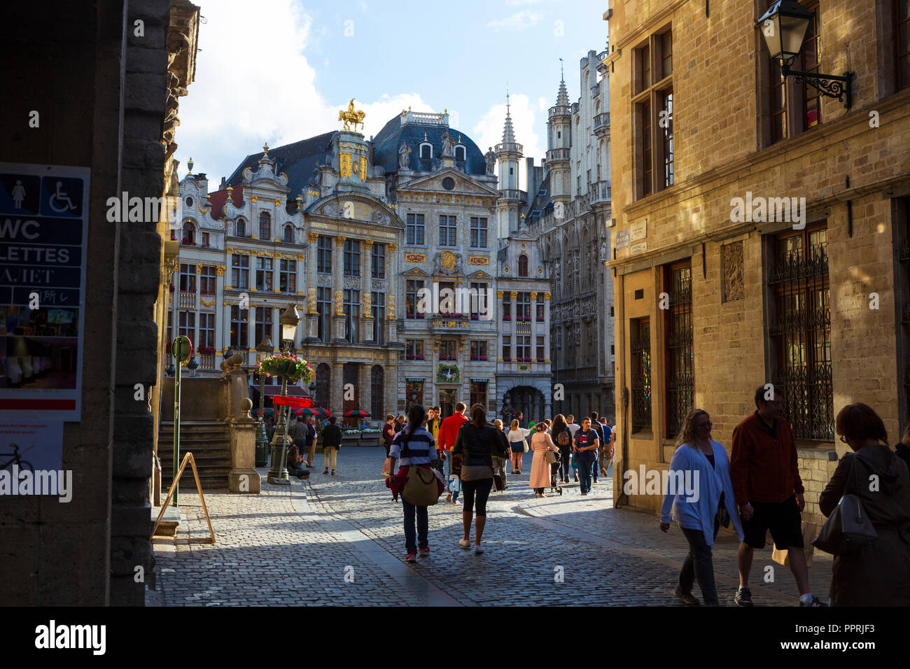 The Grand Place, the central square of Brussels, Belgium Stock Photo ...