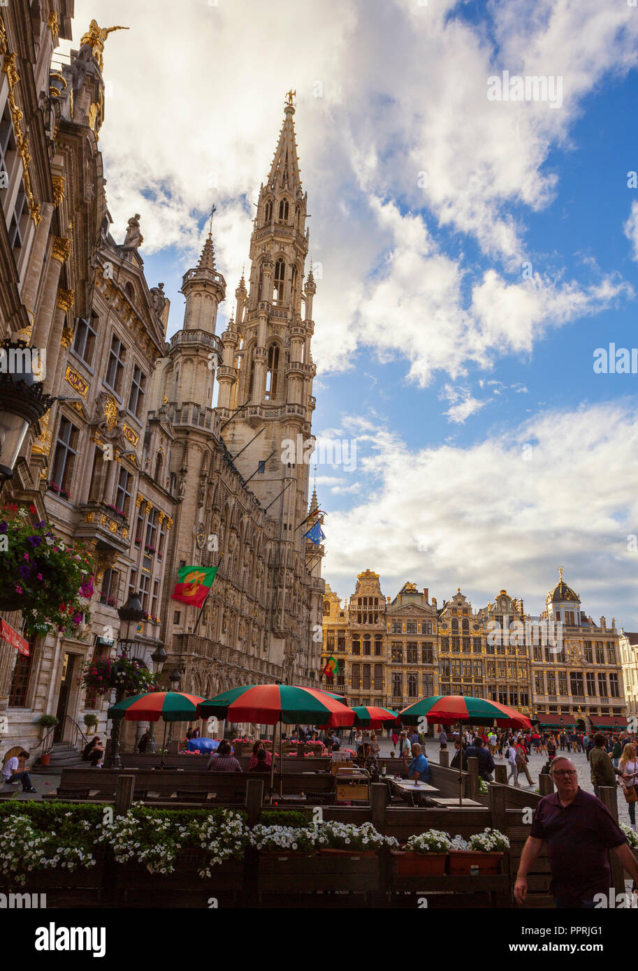 The Grand Place, the central square of Brussels, Belgium Stock Photo ...
