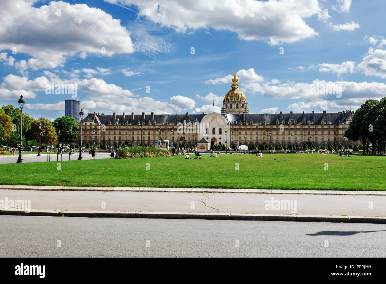 Invalids palace hi-res stock photography and images - Alamy