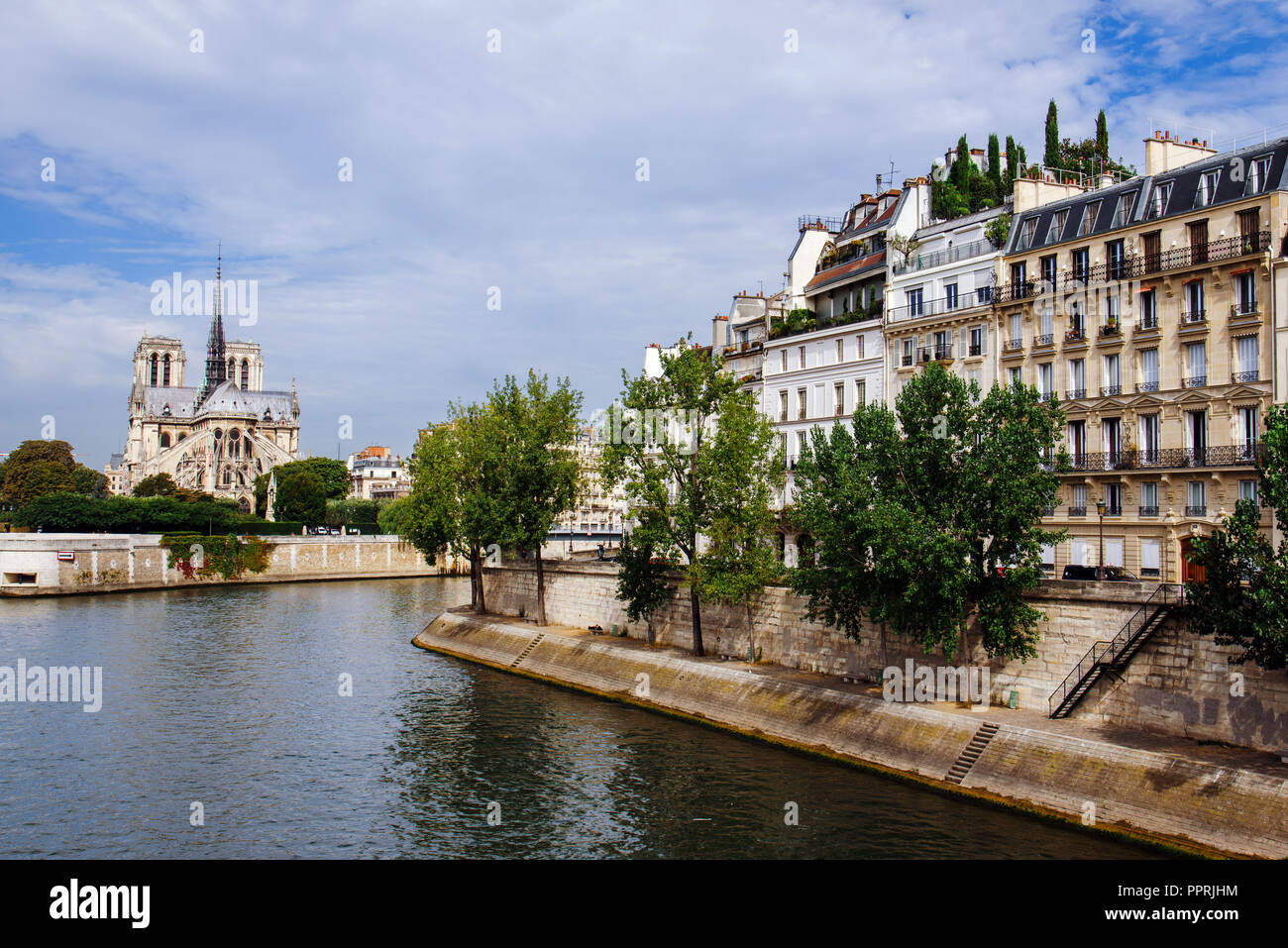 Notre Dam de Paris Cathedral Front View Stock Photo - Alamy