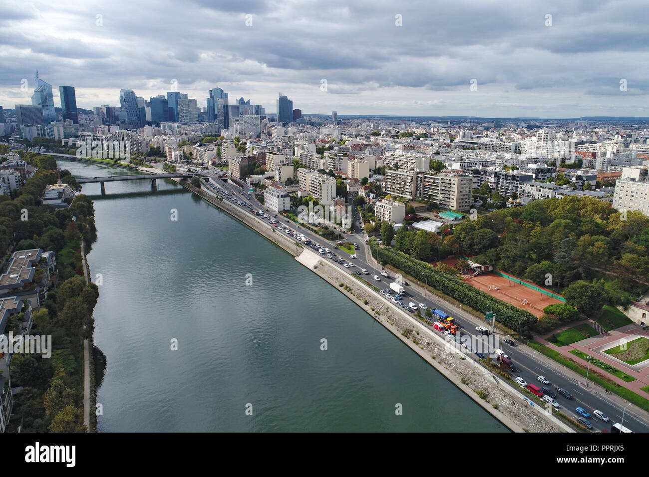 Courbevoie Stock Photos & Courbevoie Stock Images - Alamy