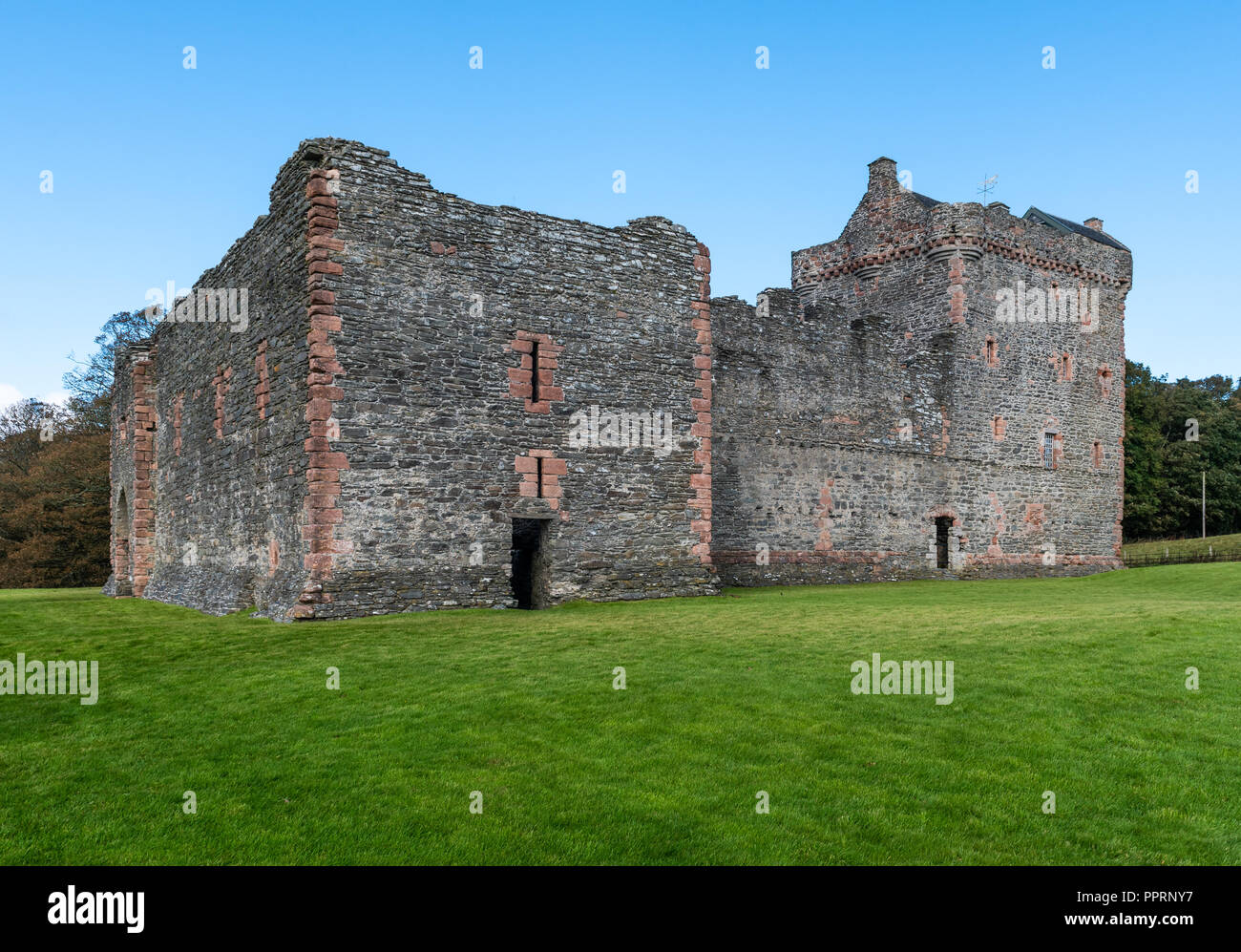Skipness castle hi-res stock photography and images - Alamy