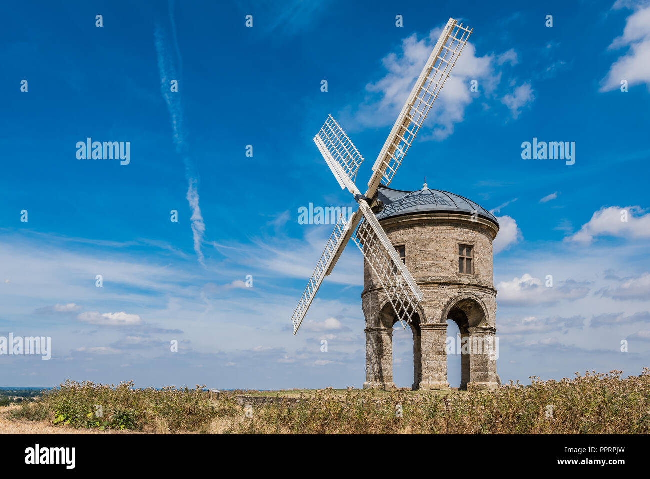 Chesterton windmill hi-res stock photography and images - Alamy