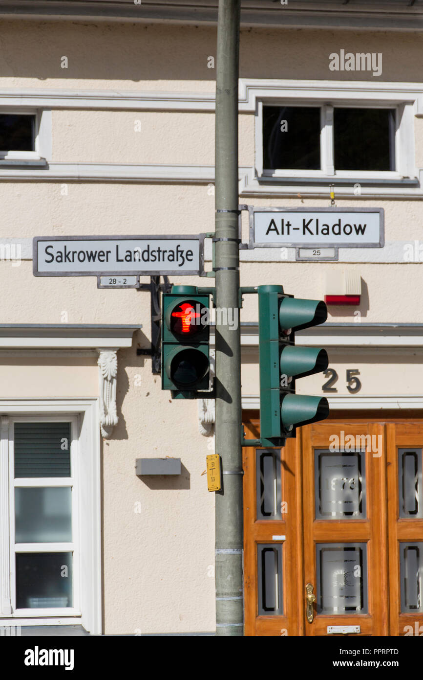 Berlin street signs hi-res stock photography and images - Alamy