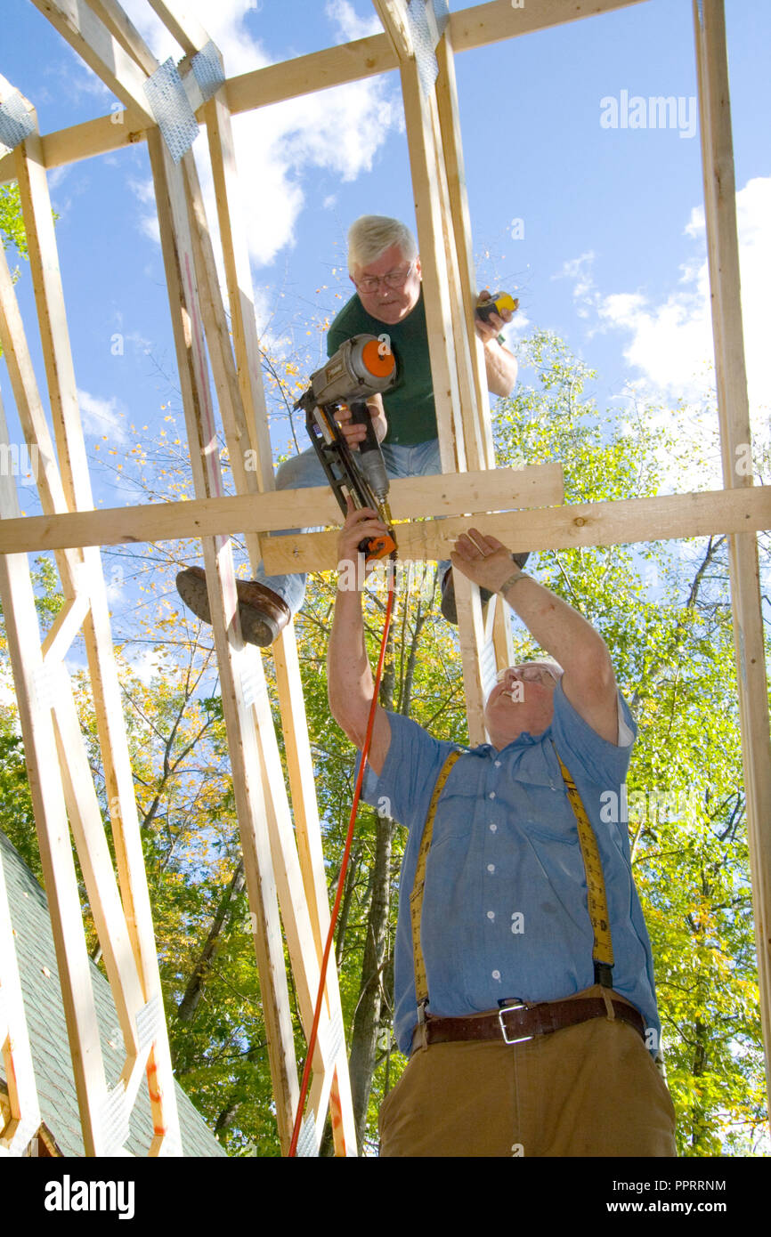Roof framework hi-res stock photography and images - Alamy