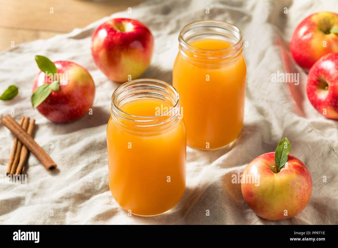 Hot cider table hi-res stock photography and images - Alamy