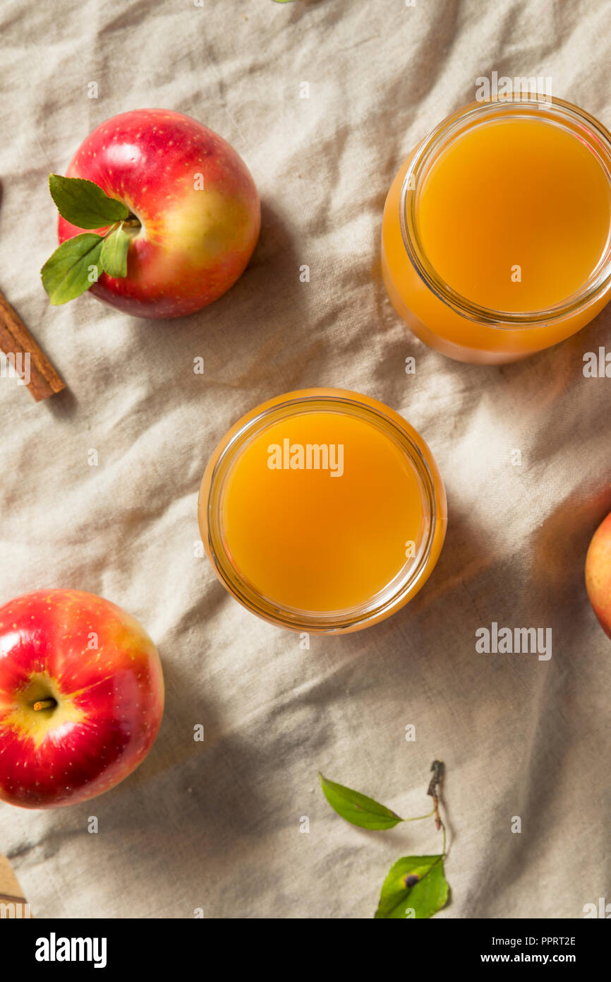 Sweet Cold Autumn Apple Cider in a Jar Stock Photo - Alamy