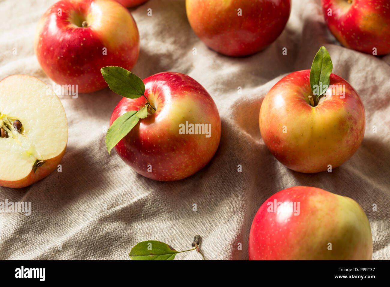 Raw Organic Red Apples Ready to Eat Stock Photo - Alamy