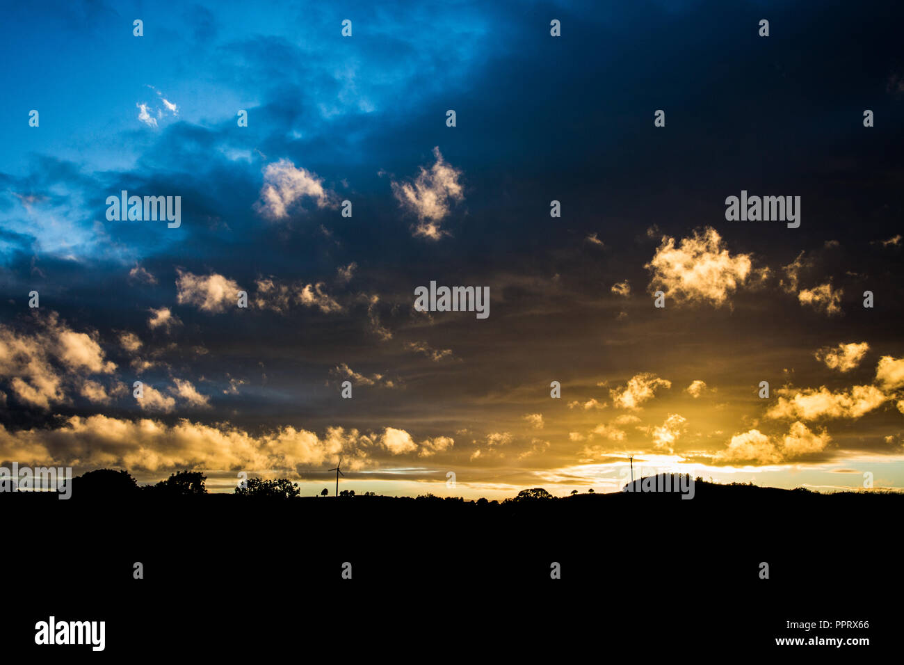 Sunset mournes hi-res stock photography and images - Alamy