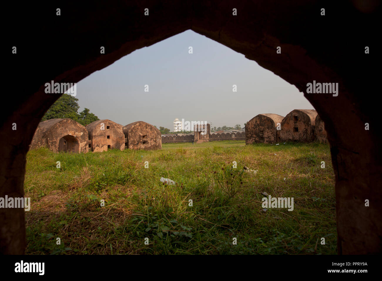Bangladeshi iconic structure hi-res stock photography and images - Alamy