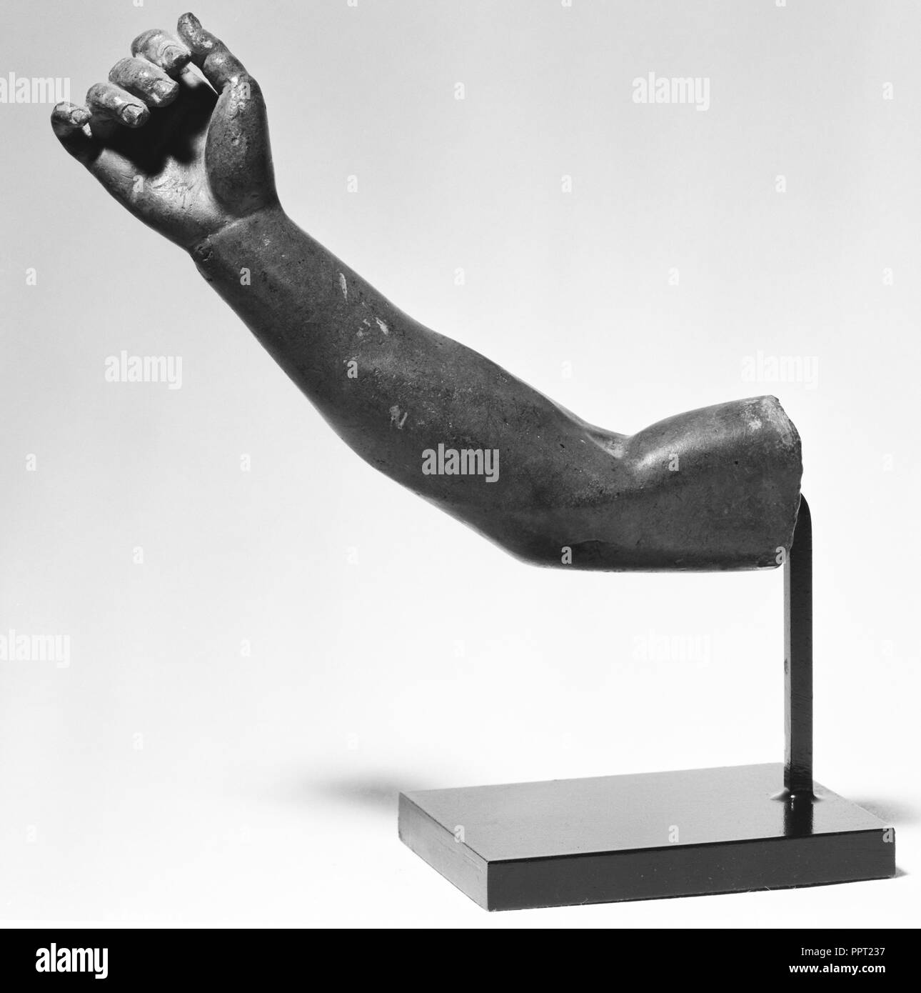 Right Arm of a Statuette; Roman Empire; 1st - 2nd century; Bronze; 11.5 ...