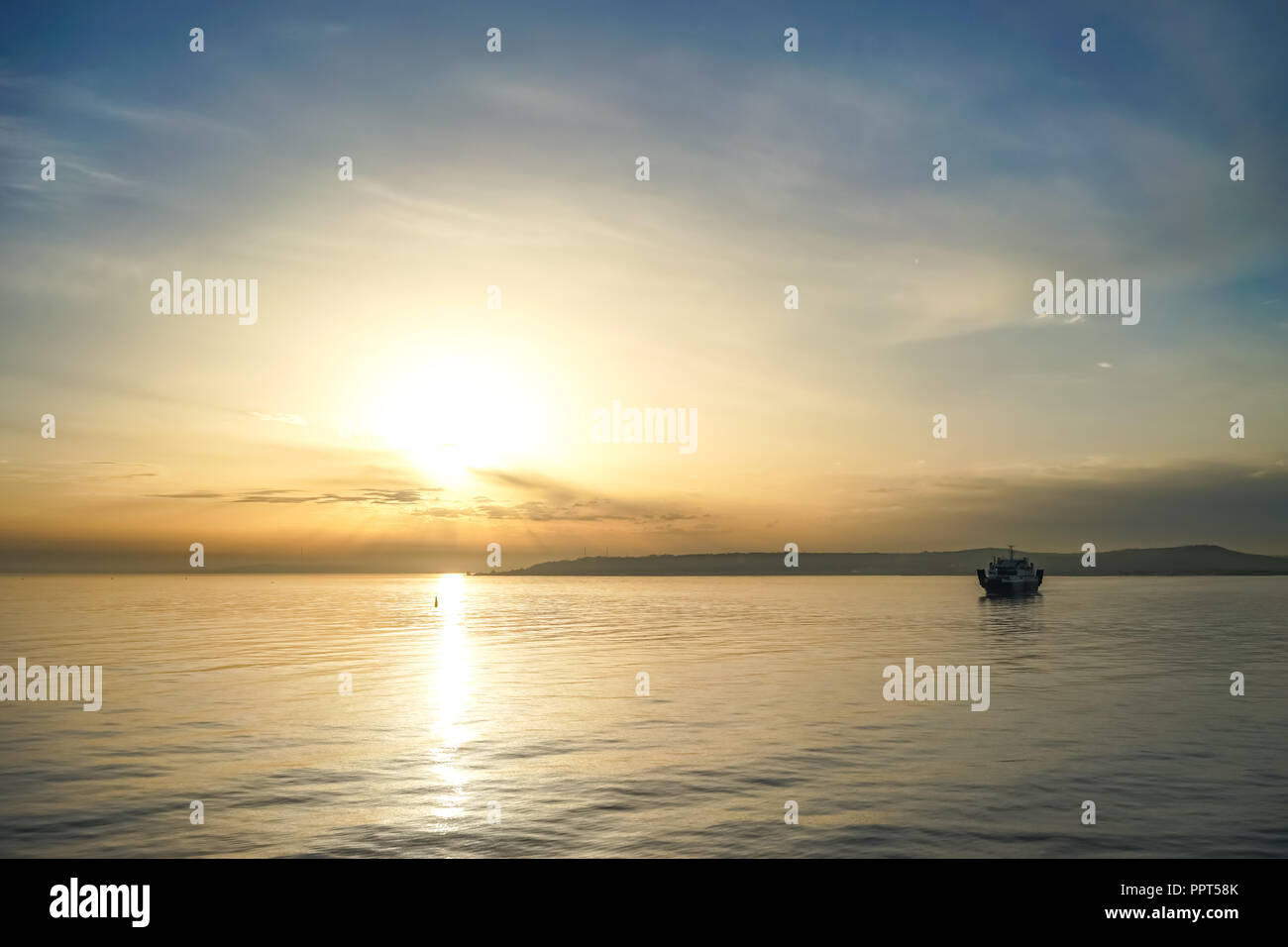 Kerch strait ships hi-res stock photography and images - Alamy