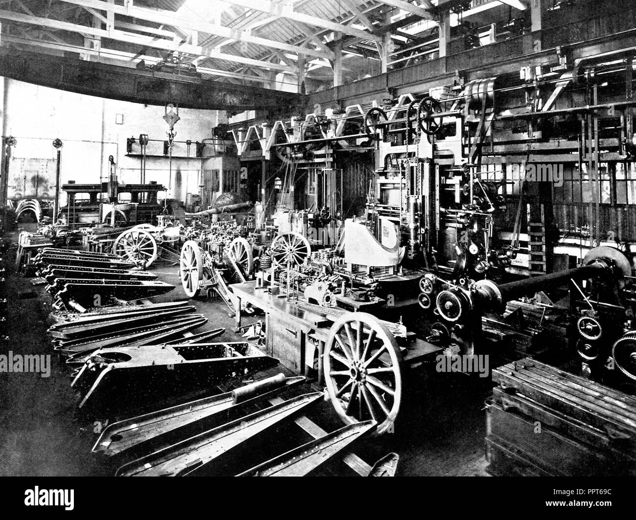 Elswick Works, Newcastle upon Tyne early 1900s Stock Photo - Alamy