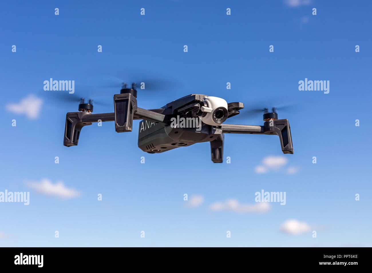 Parrot drone ukraine hi-res stock photography and images - Alamy