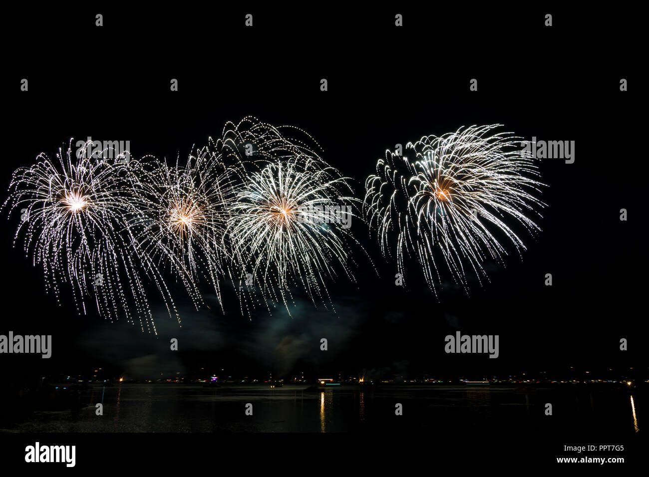 Germany, Impressive fireworks show at Friedrichshafen Seehasenfest ...