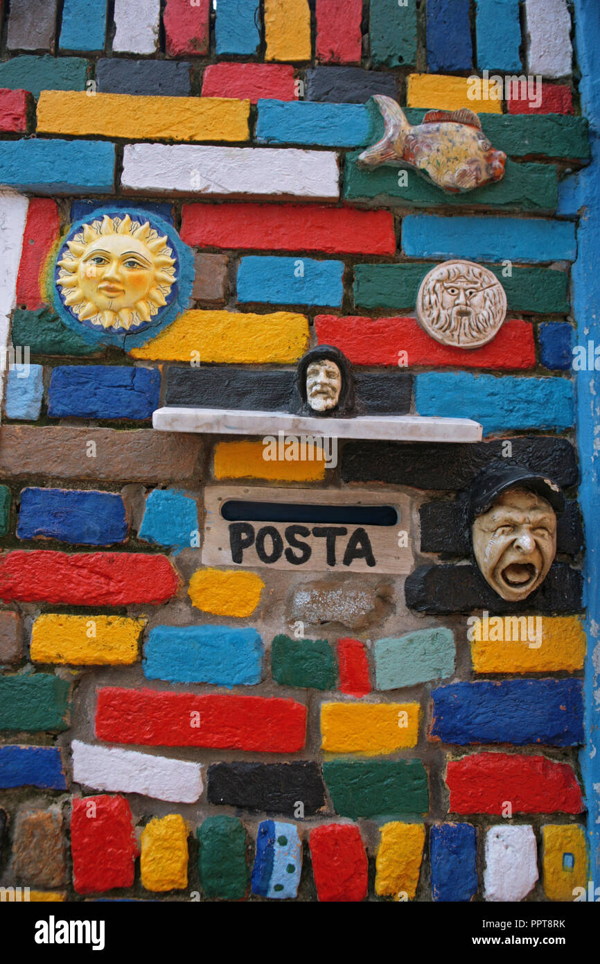 Gaudily High Resolution Stock Photography and Images - Alamy