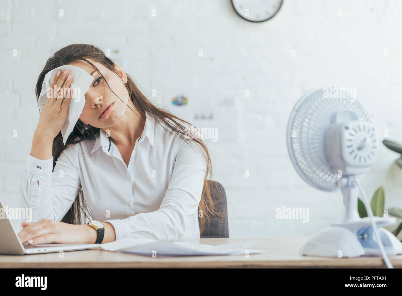 Sweaty person fan hi-res stock photography and images - Alamy