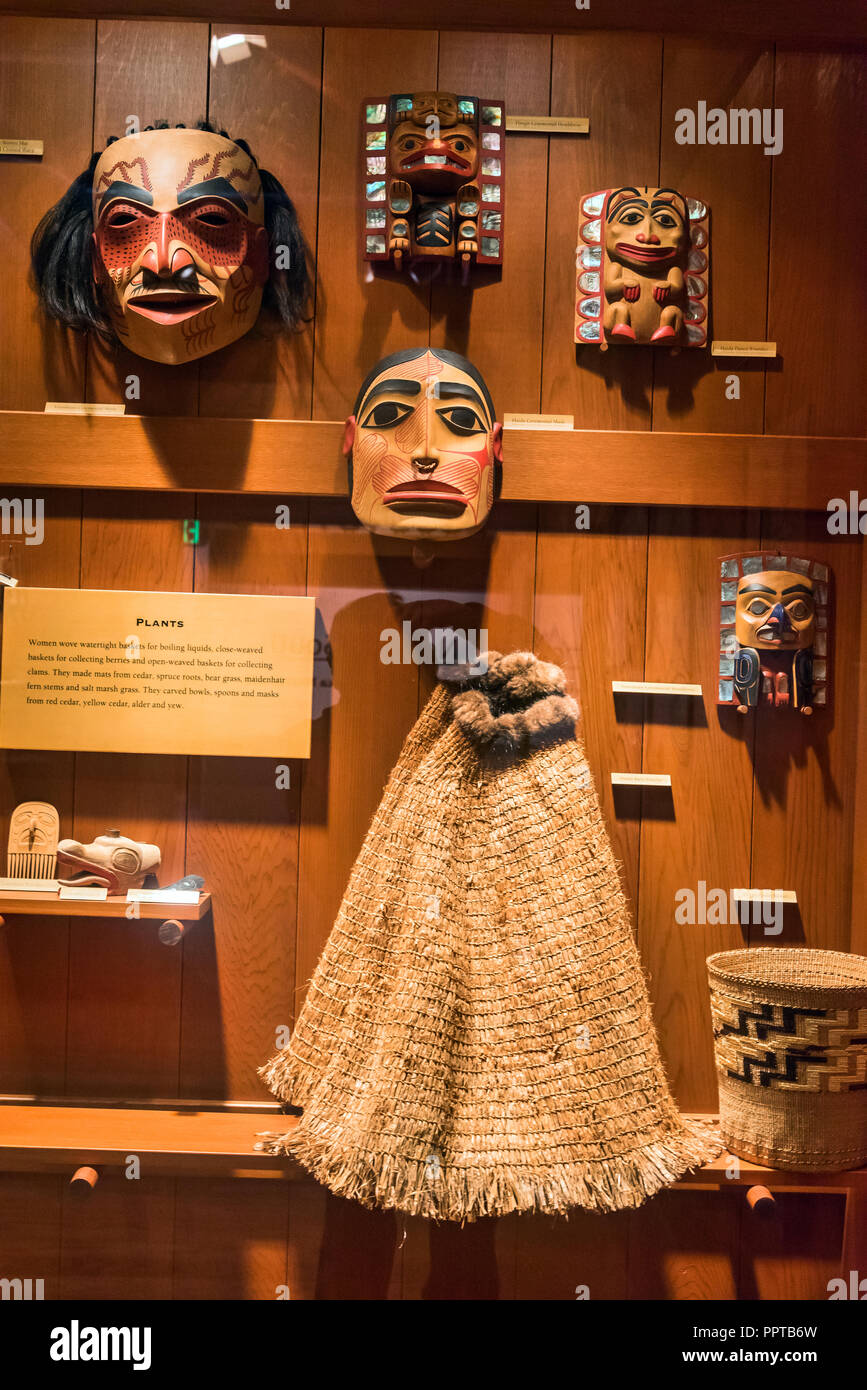 Southeast alaska mask hi-res stock photography and images - Alamy