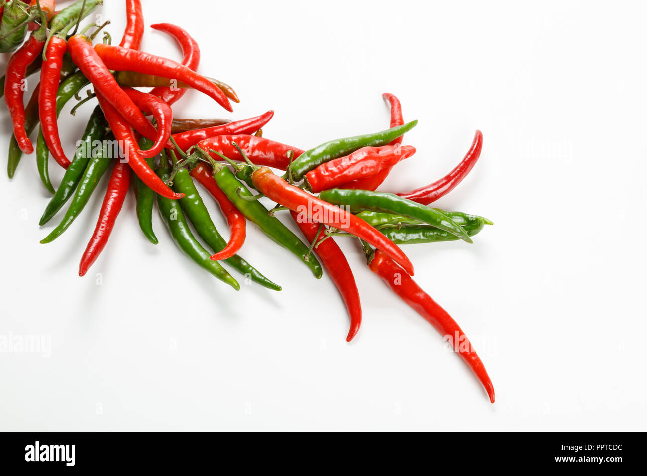 Hot red chili or chilli pepper ristra Stock Photo - Alamy