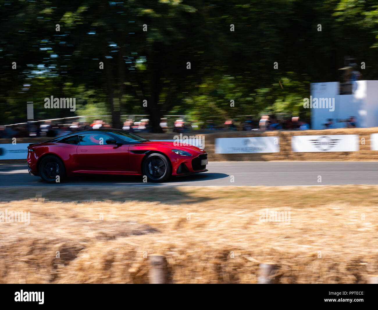 Aston martin dbs superleggera hi-res stock photography and images - Alamy