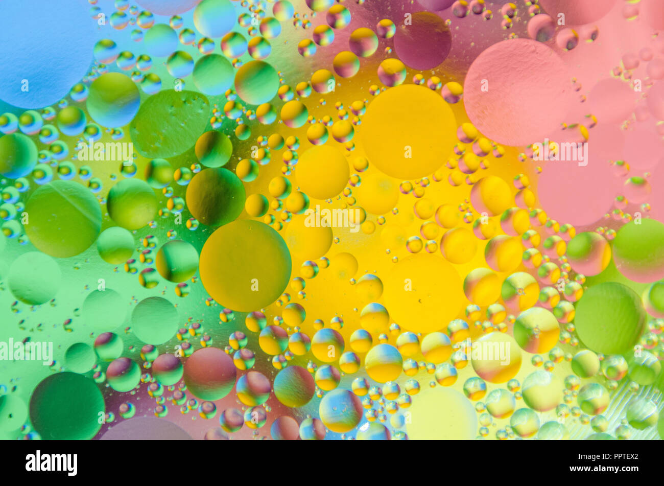 Abstract oil droplets in water Stock Photo - Alamy