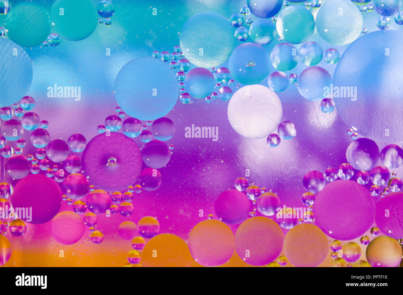 Abstract oil droplets in water Stock Photo - Alamy