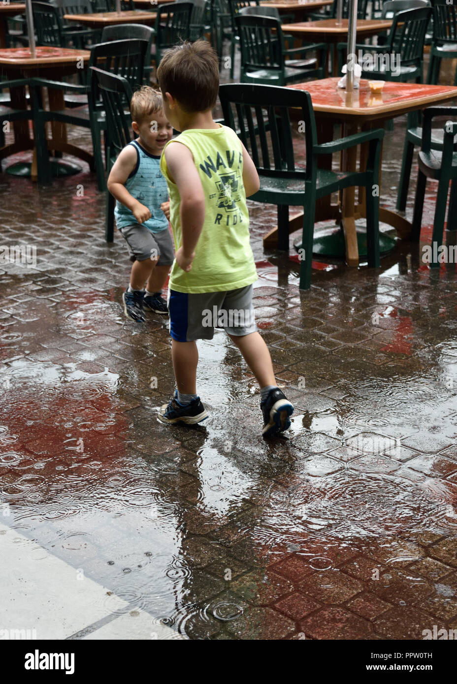 Puddles of rain hi-res stock photography and images - Alamy