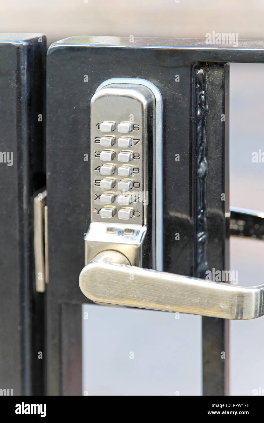 Electronic lock hi-res stock photography and images - Alamy