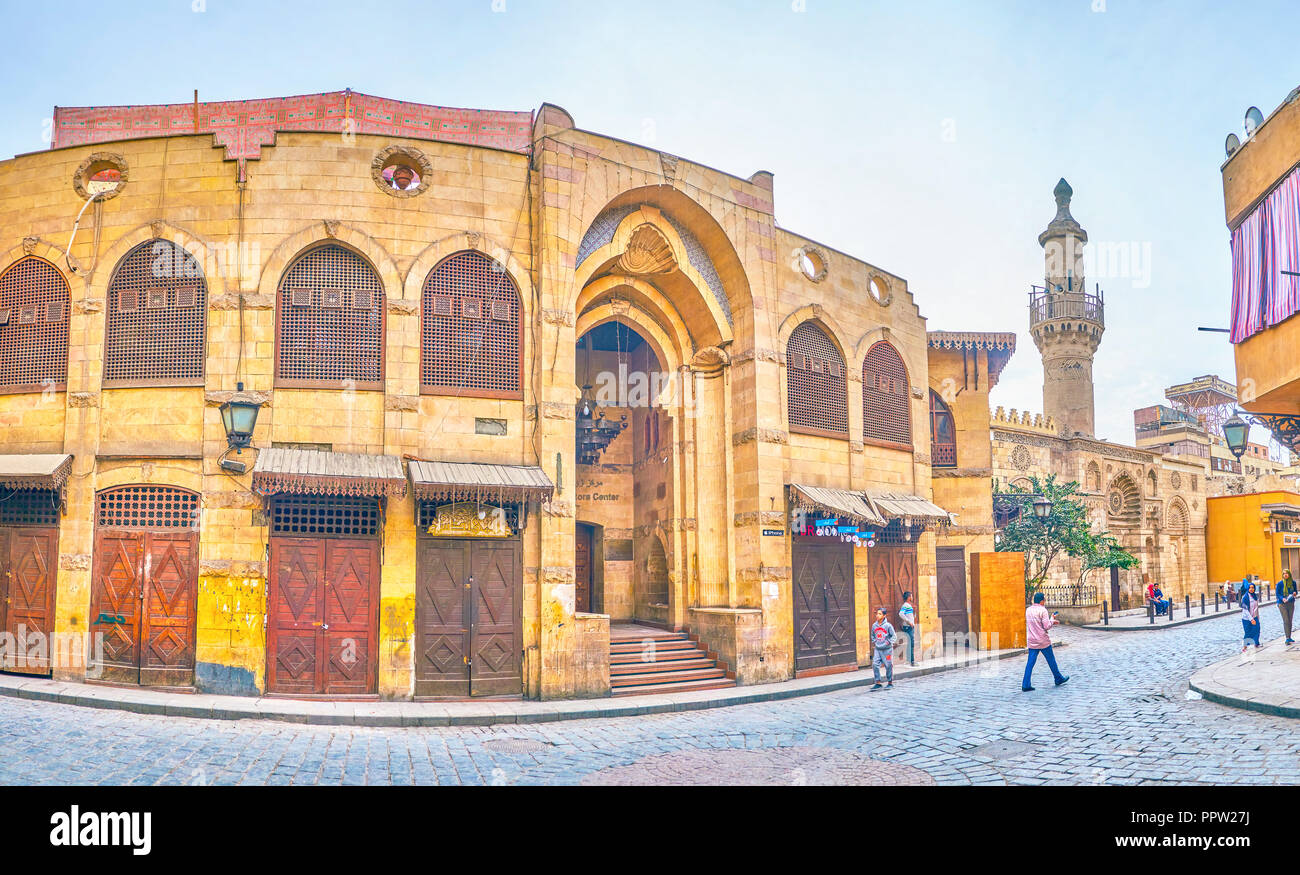 CAIRO, EGYPT - DECEMBER 23, 2017: Historical Al-Muizz street in Islamic ...