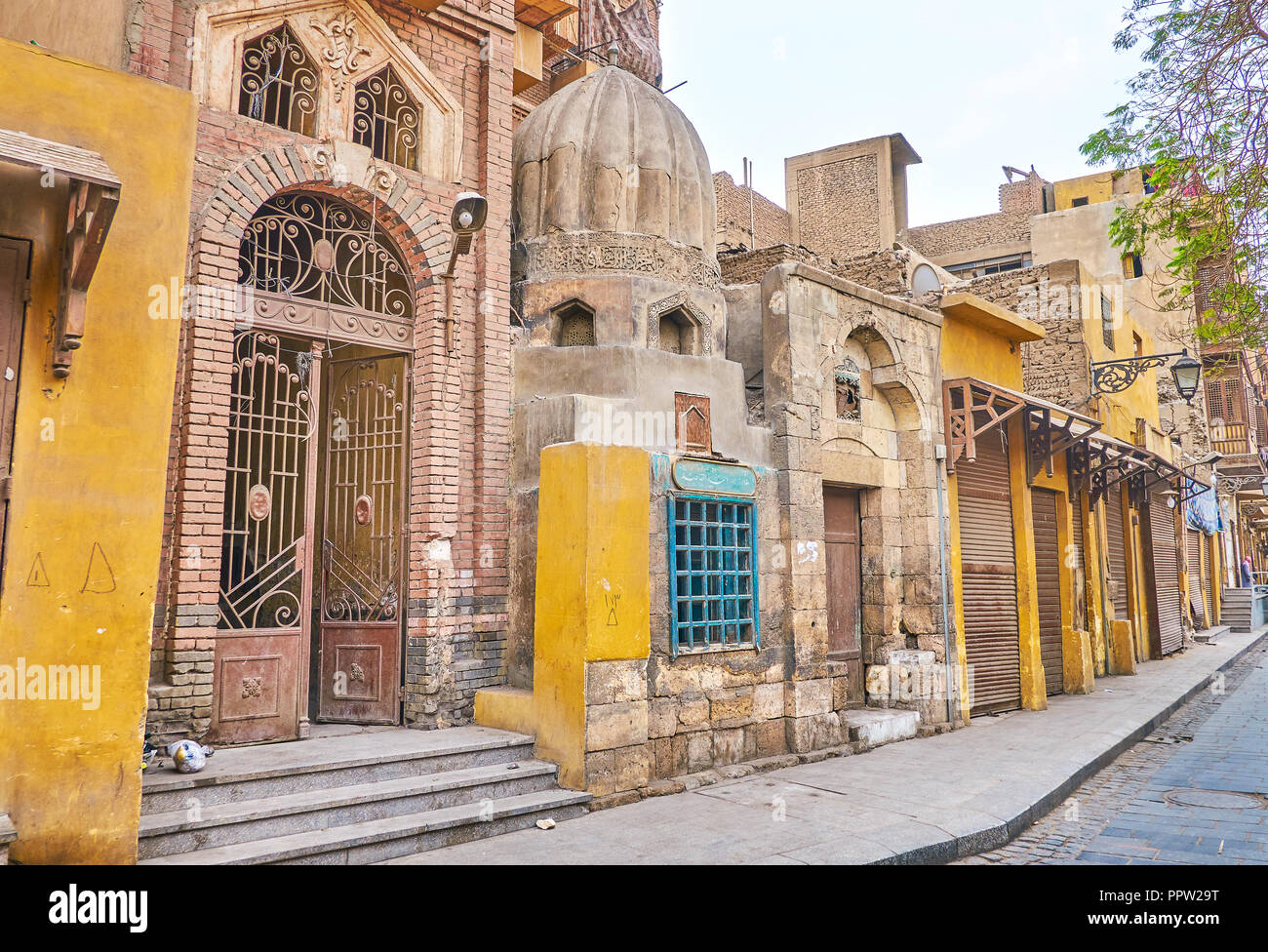 The small medieval mosque imbedded in residential housing in El ...