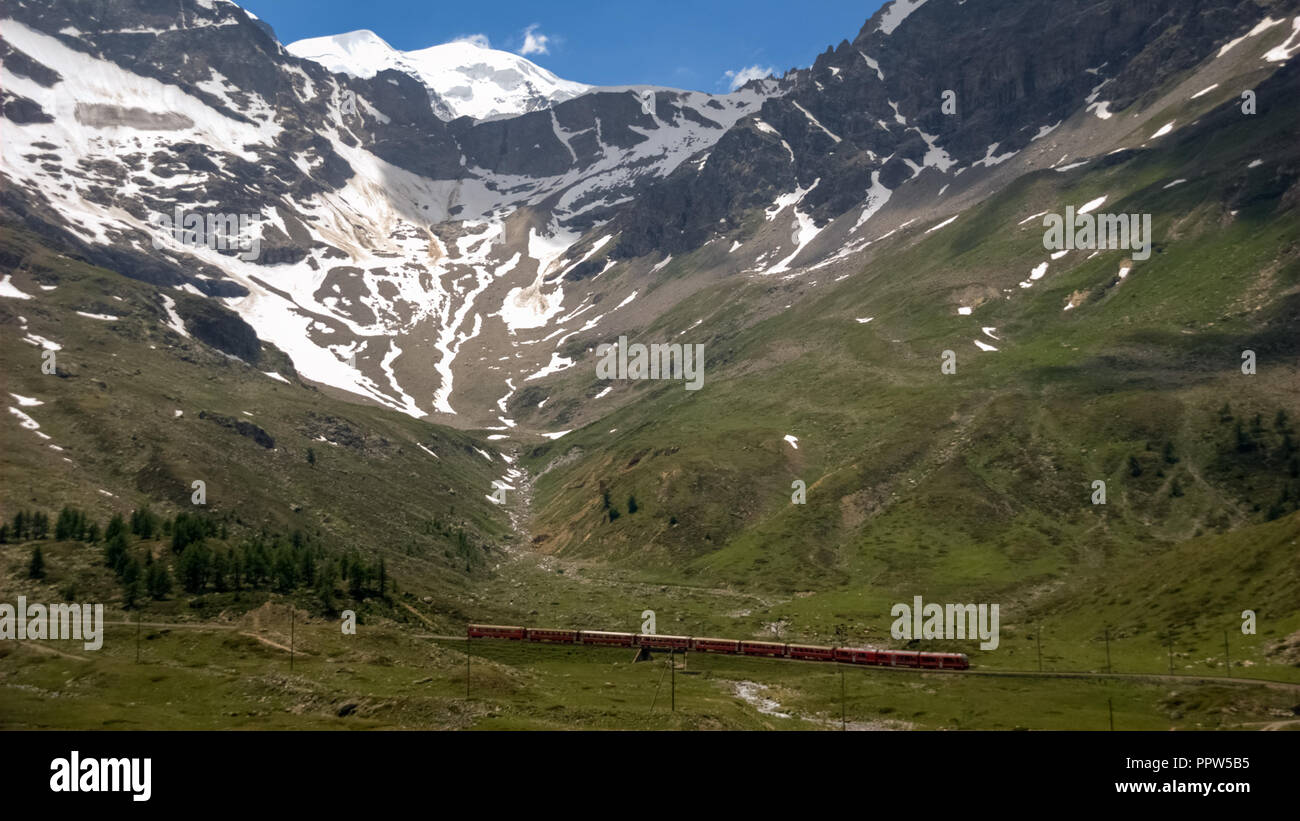 Rhaetian railways hi-res stock photography and images - Alamy