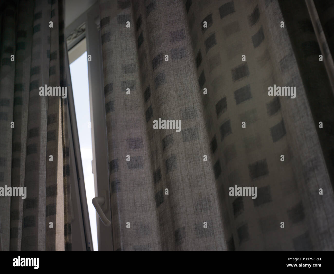 Shut curtains hi-res stock photography and images - Alamy
