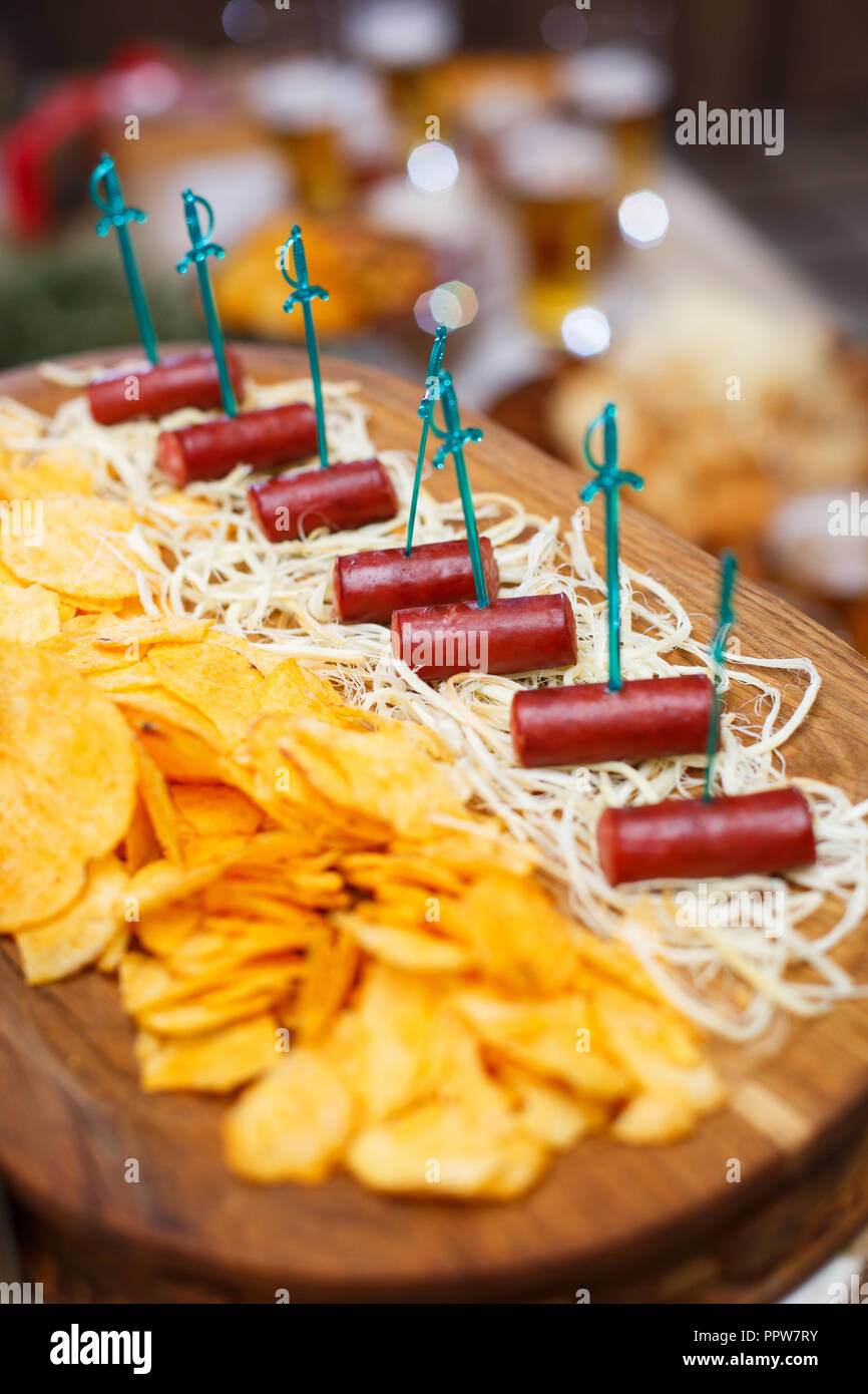 Hunting party meal hi-res stock photography and images - Alamy