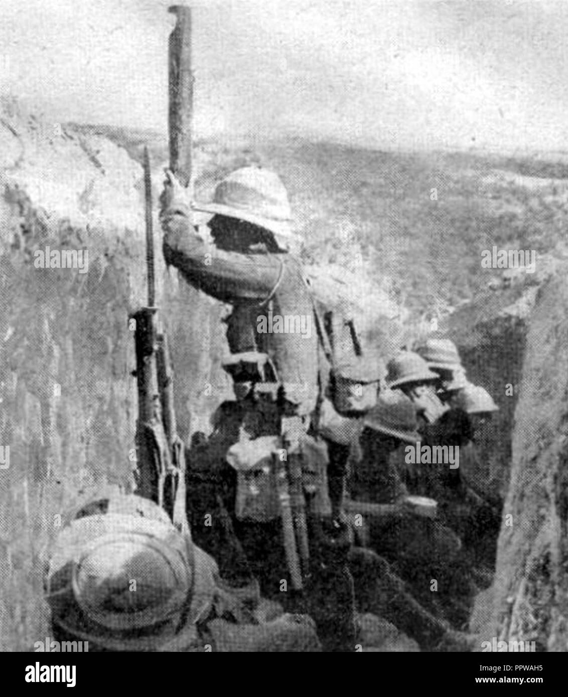 Trench periscope hi-res stock photography and images - Alamy