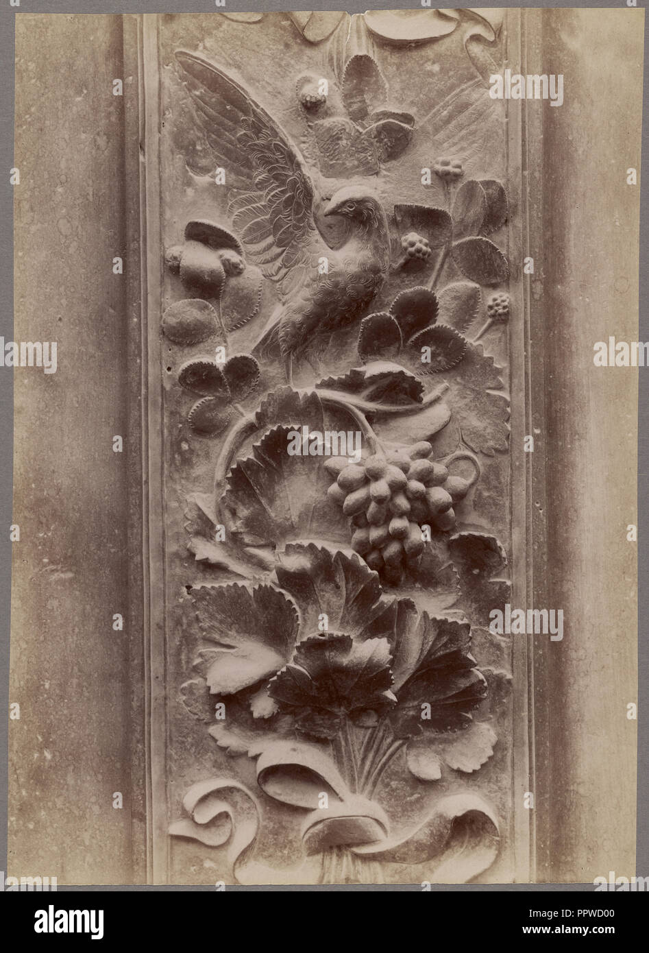 Relief sculpture hi-res stock photography and images - Alamy