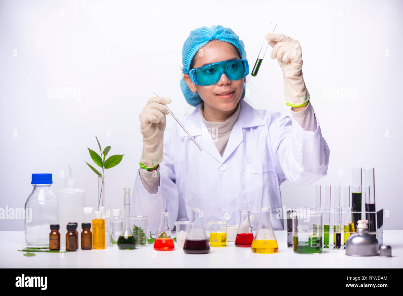 Scientistdermatologist hi-res stock photography and images - Alamy