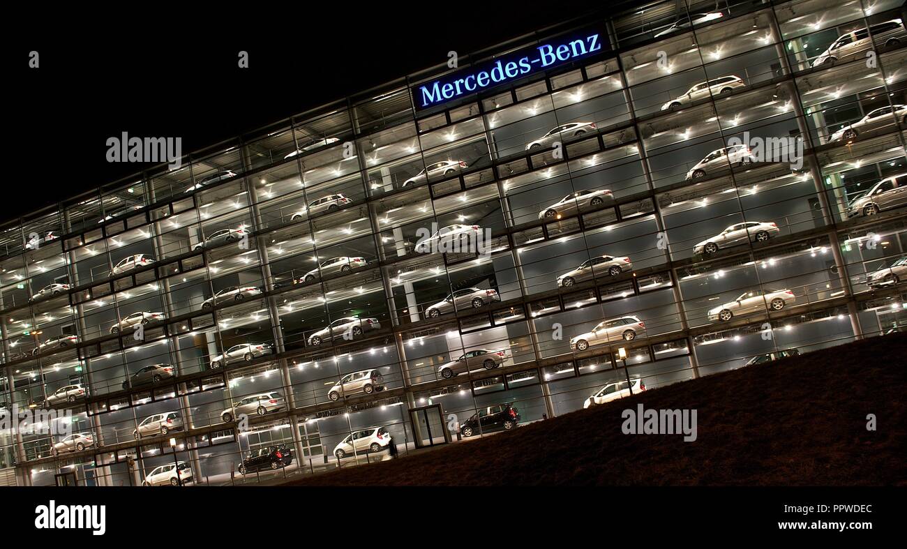 Mercedes-Benz Center Munich Stock Photo - Alamy
