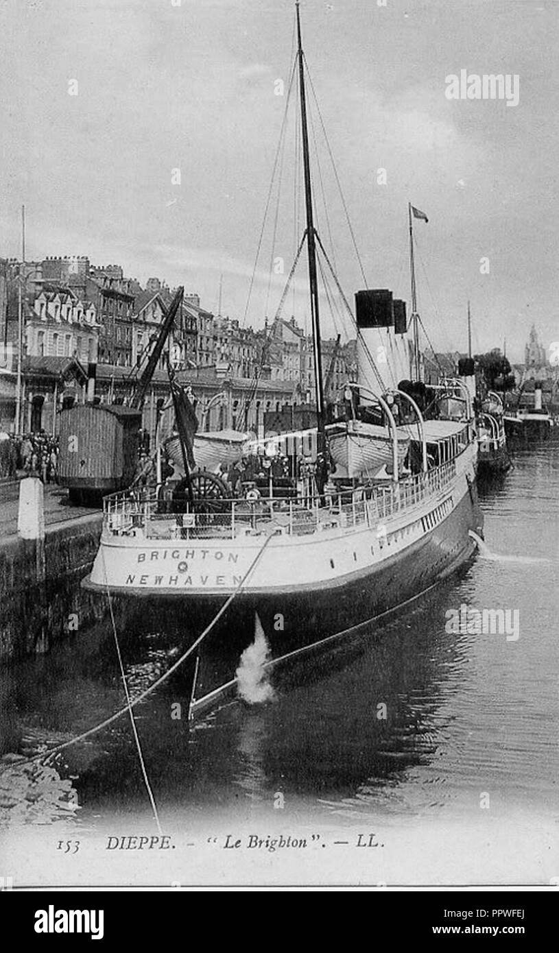Brighton - turbine steamer Stock Photo - Alamy