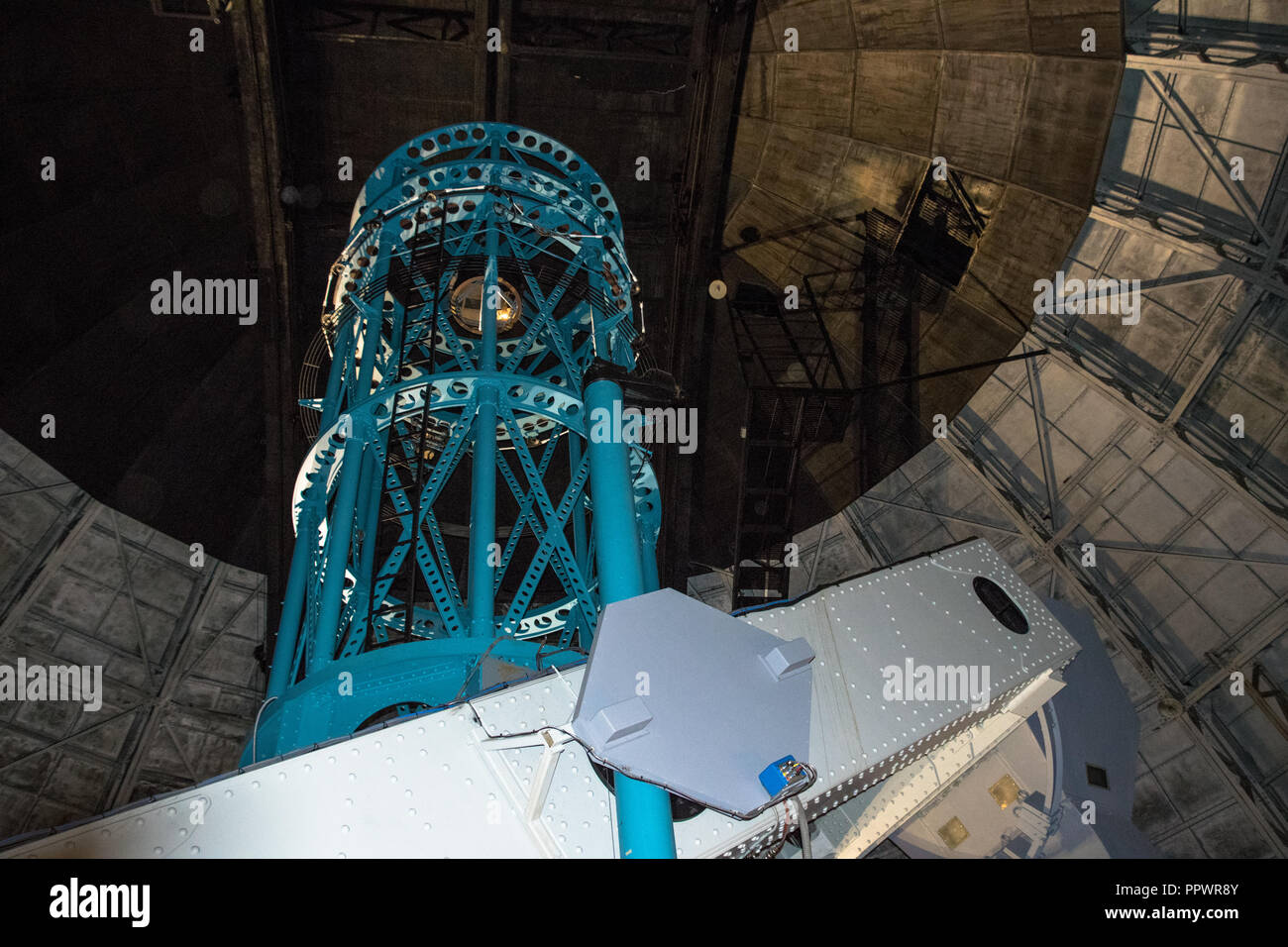 Mount wilson 100 inch telescope hi-res stock photography and images - Alamy
