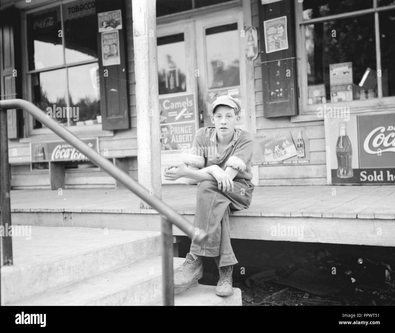 Archival general store Black and White Stock Photos & Images - Alamy