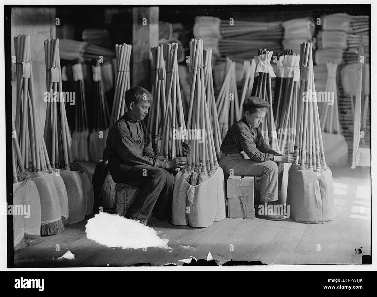 Packing room boys hi-res stock photography and images - Alamy