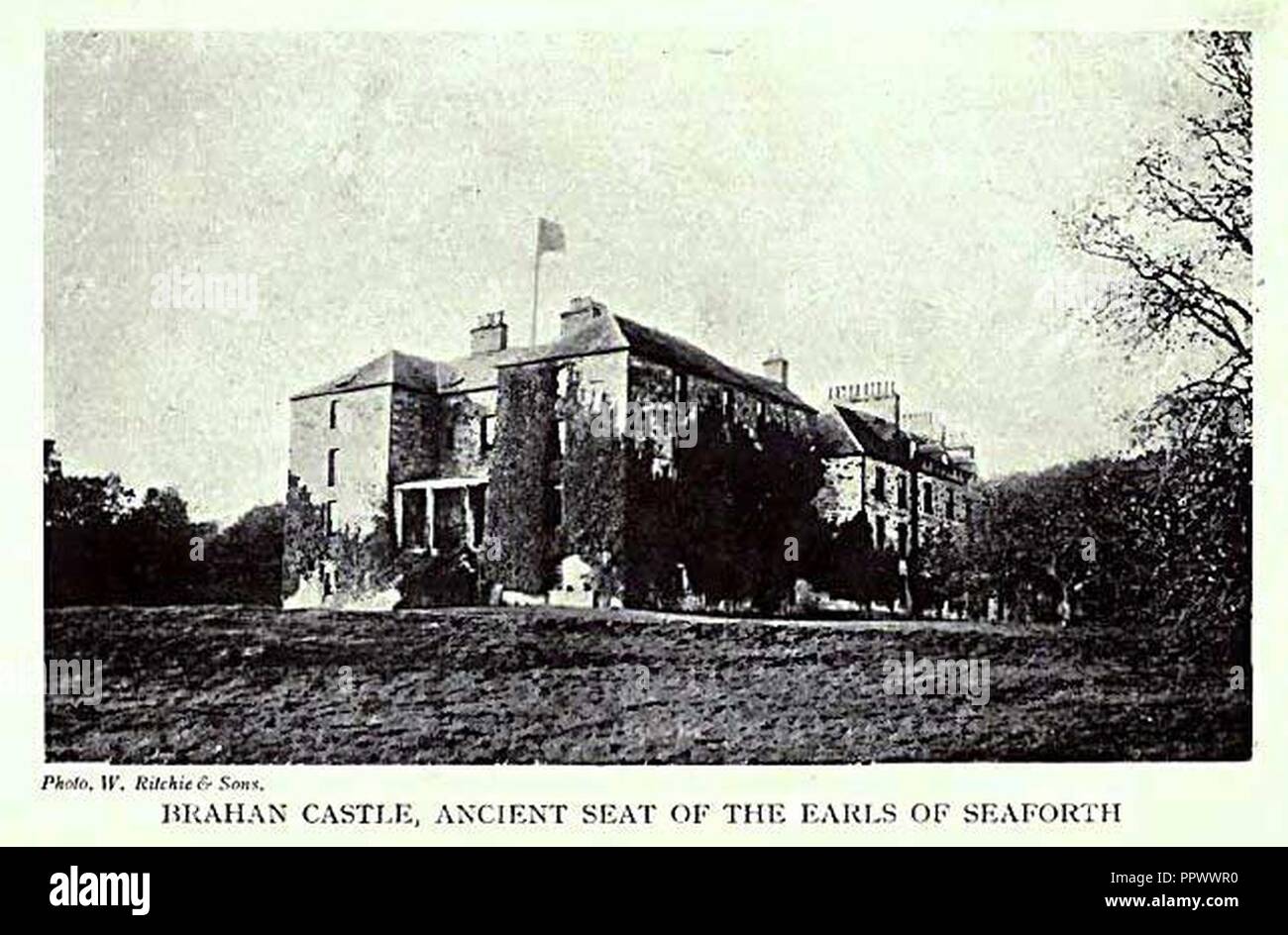 Brahan castle hi-res stock photography and images - Alamy