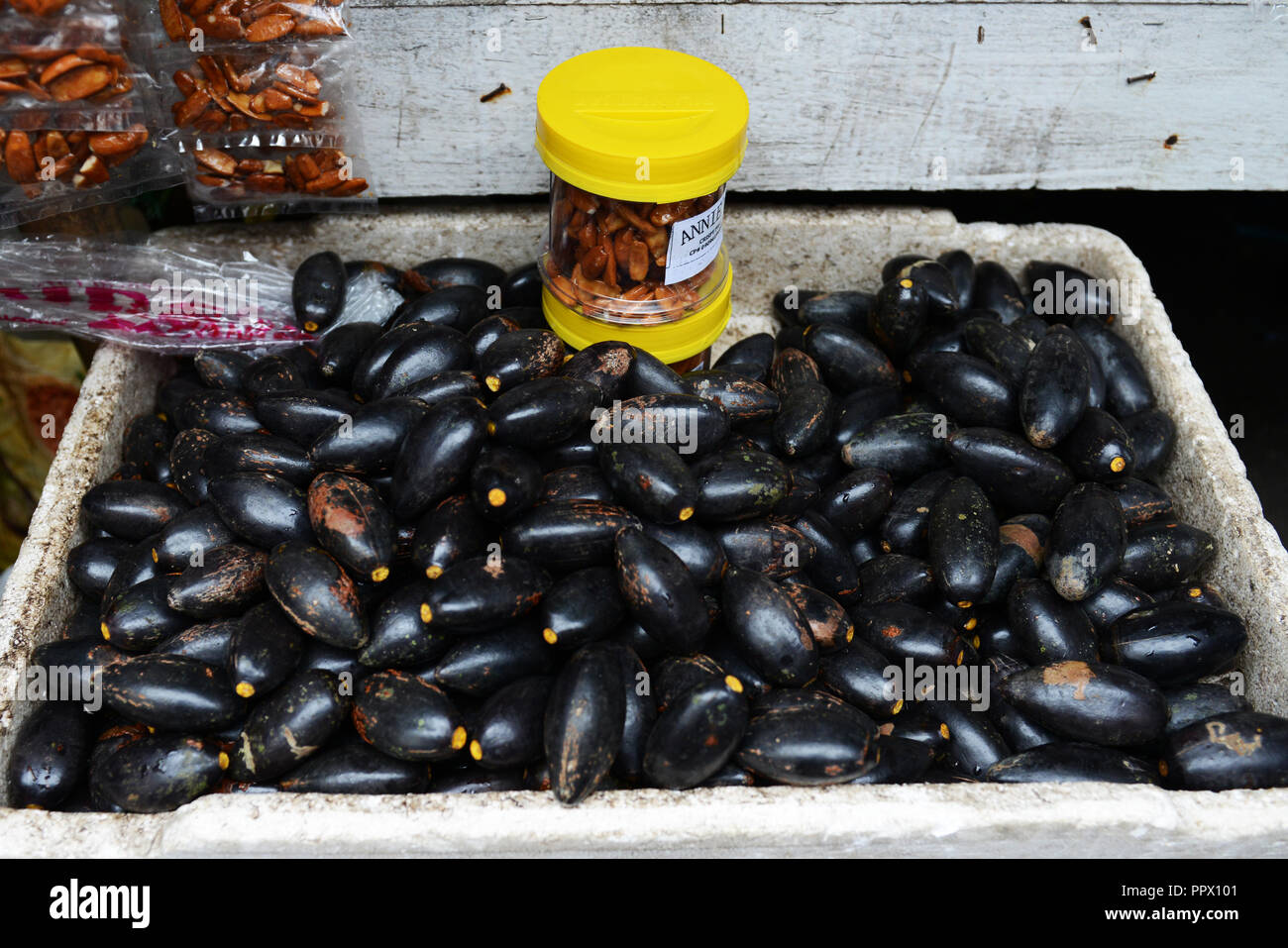 Pili nut hi-res stock photography and images - Alamy