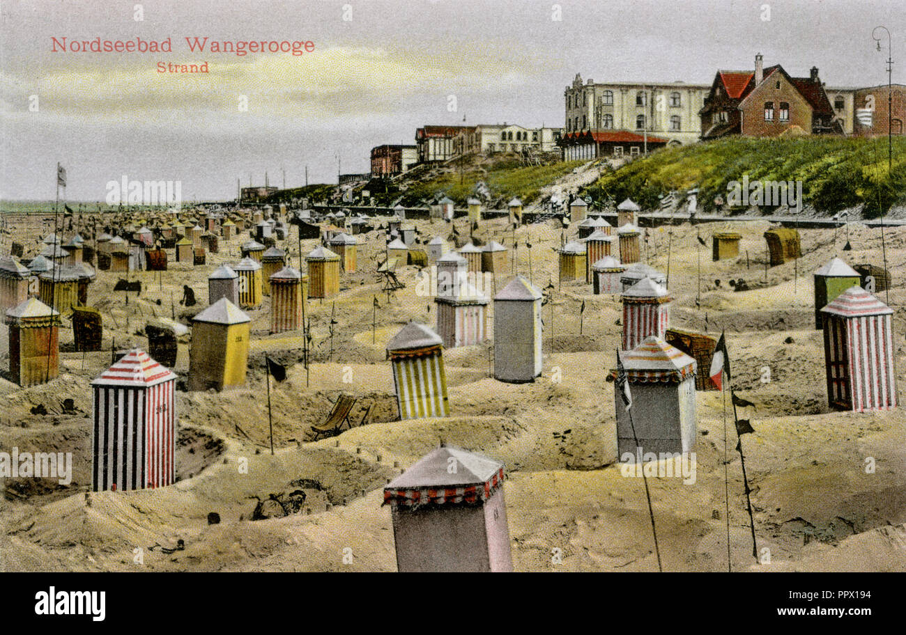 Changing rooms old vintage hi-res stock photography and images - Alamy
