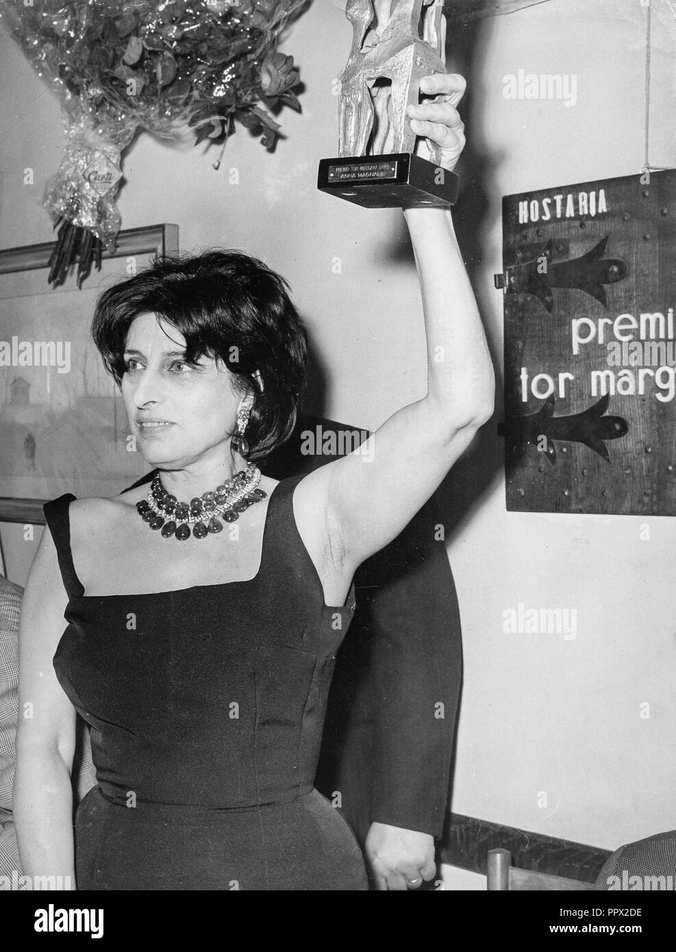 The italian actress anna magnani hi-res stock photography and images ...